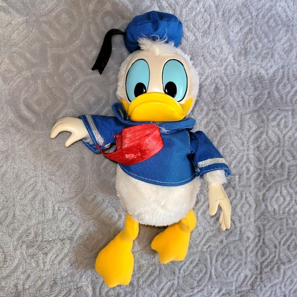 Toys | Vintage Disney Donald Duck Sailor Plush Rubber Bill Hands By ...